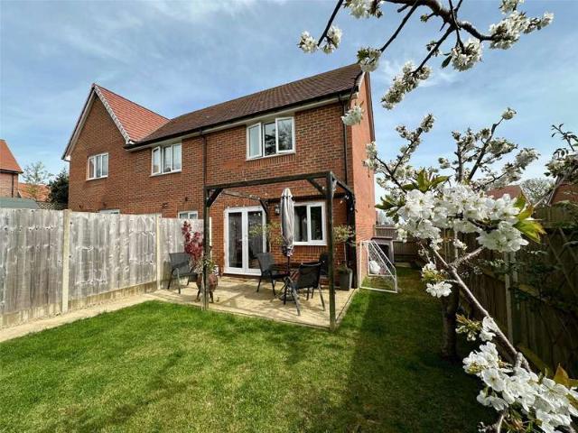 2 Bedroom House