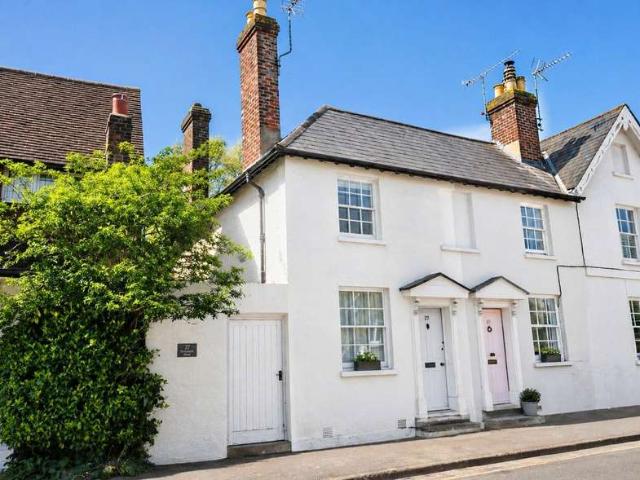 2 Bedroom House