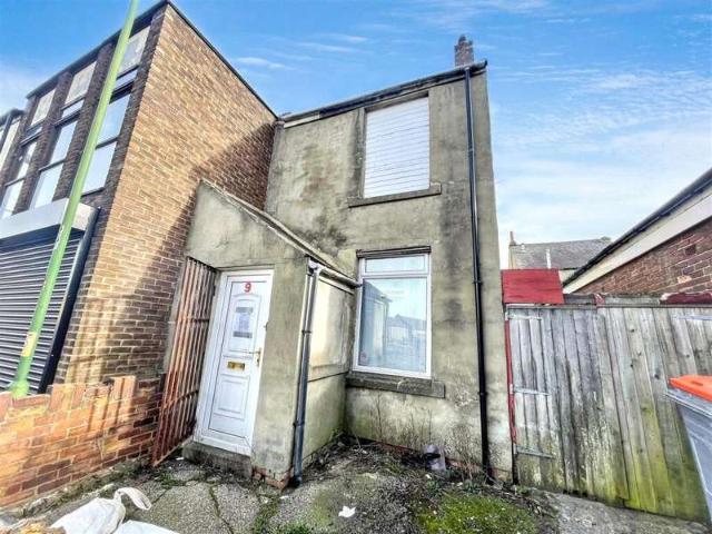 2 Bedroom House
