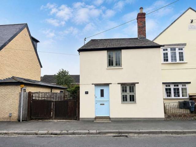 2 Bedroom House