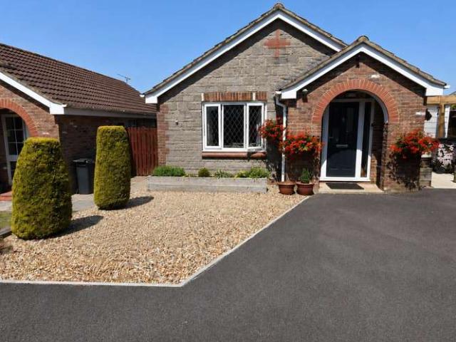 2 Bedroom Detached Bungalow