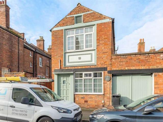2 Bedroom House