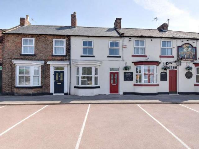2 Bedroom House