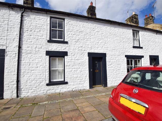 2 Bedroom House