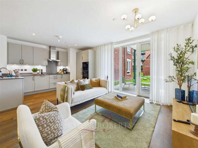 2 Bedroom Apartment Flat