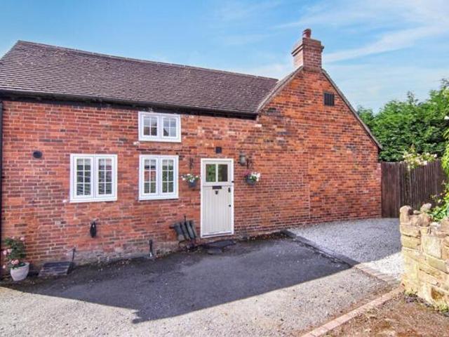 2 Bedroom House Coventry Coventry LS100456355
