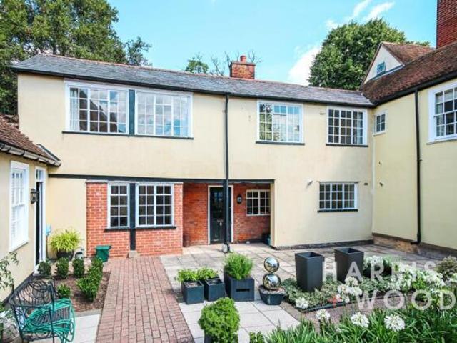 2 Bedroom House Colchester Essex LS98903249