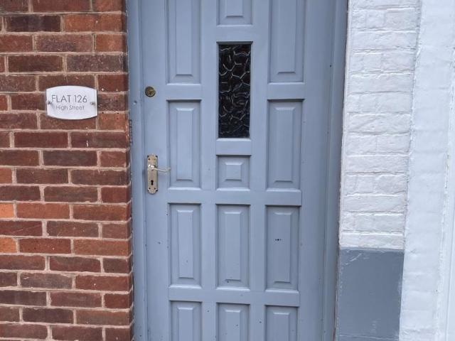 2 Bedroom House Coleshill West Midlands 103840307