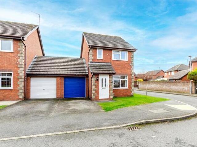 2 Bedroom House Conwy Conwy 100987874