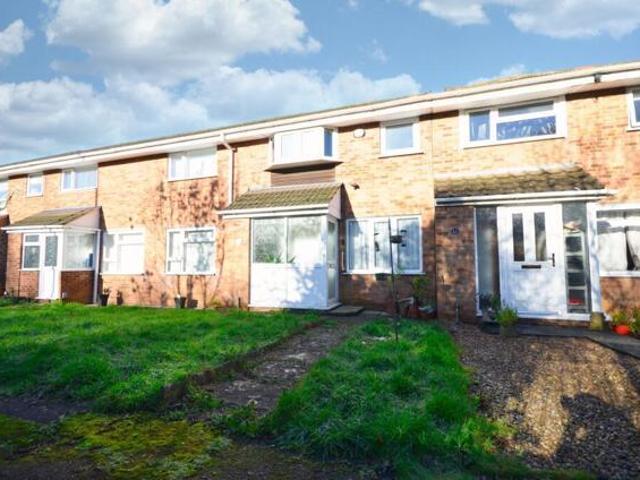 2 Bedroom House Corby Northamptonshire LS99290178