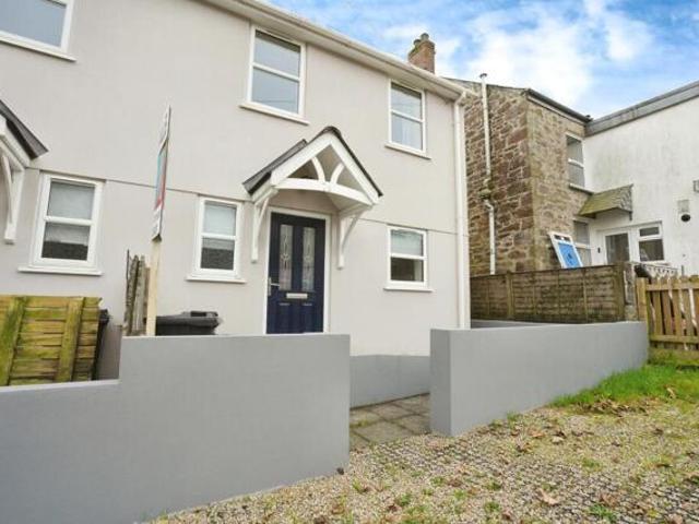 2 Bedroom House Cornwell Cornwall LS100191960