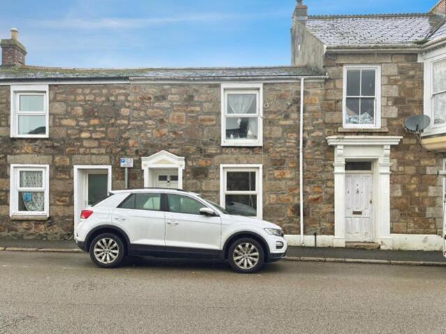 2 Bedroom House Camborne Cornwall 99571911