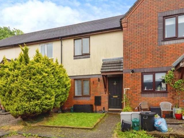 2 Bedroom House Carmarthen Carmarthenshire 98119483