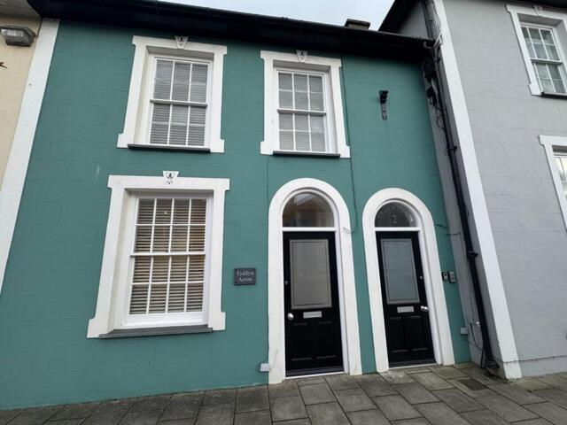 2 Bedroom House Ceredigion Ceredigion LS98834295
