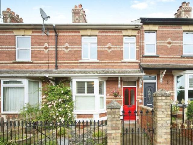 2 Bedroom House Chard Somerset 100649322