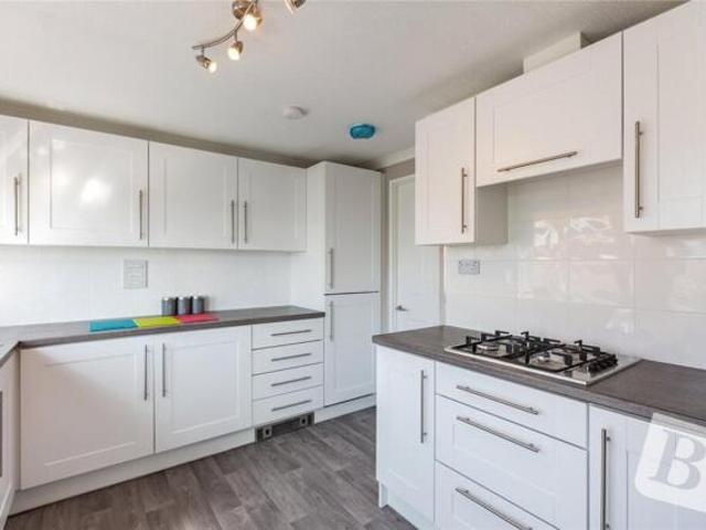 2 Bedroom House Chelmsford Essex 101675225