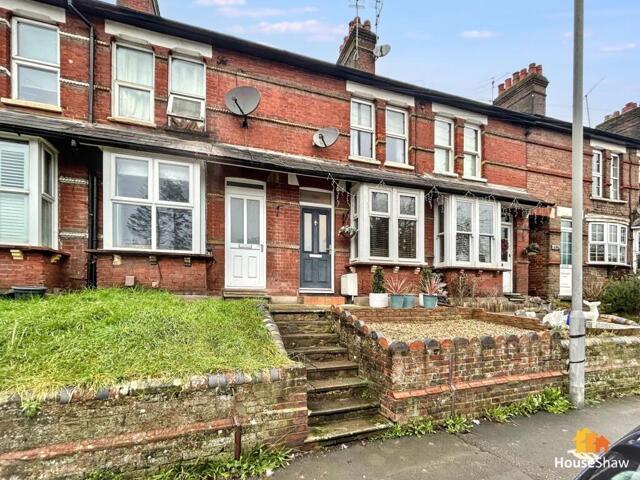 2 Bedroom House Chesham Buckinghamshire 99688517