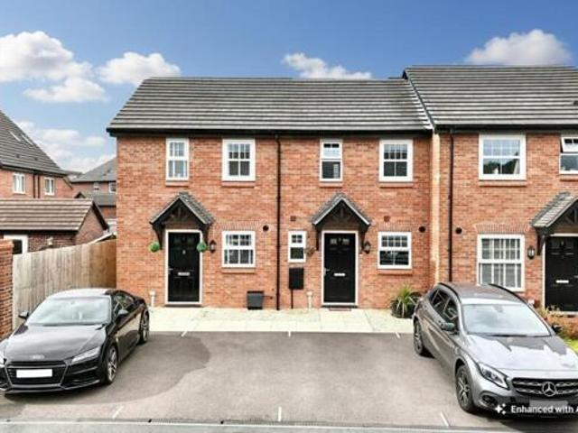 2 Bedroom House Cheshire East Cheshire East LS98477128