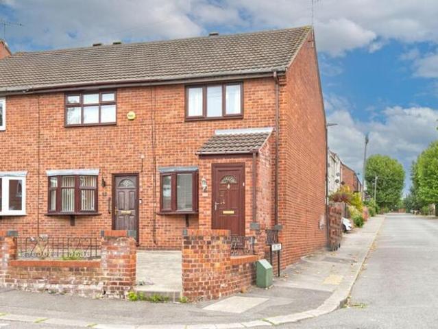 2 Bedroom House Chesterfield Derbyshire 100649137