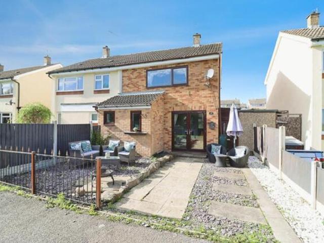 2 Bedroom House Chesterfield Derbyshire 101119495