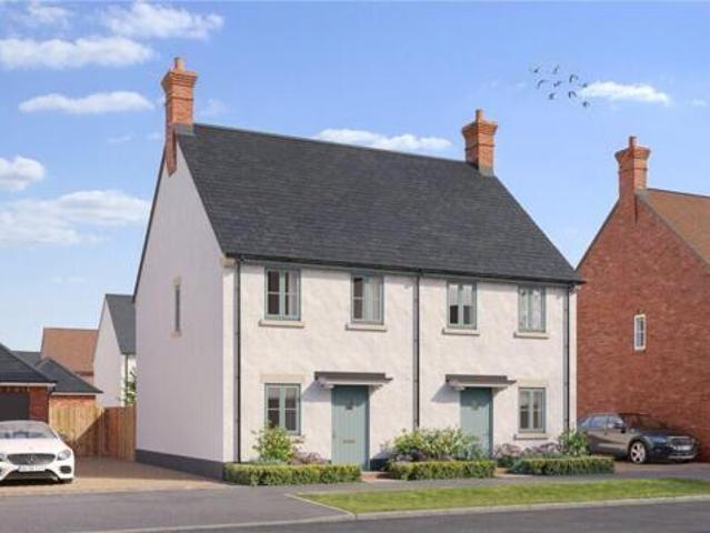 2 Bedroom House Christchurch Dorset 100881351