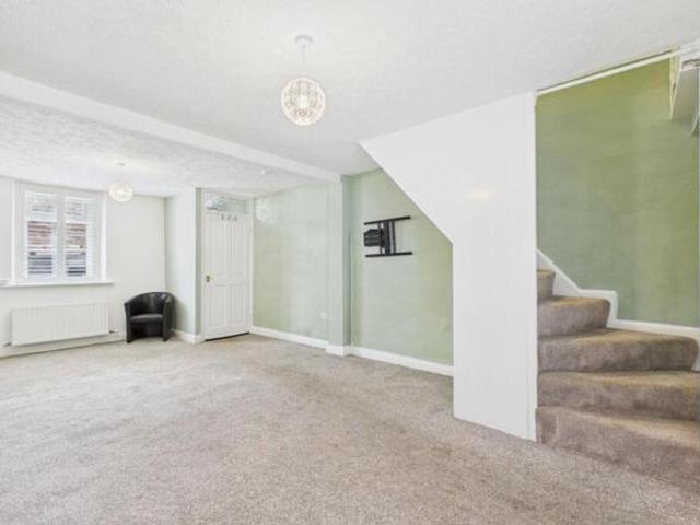 2 Bedroom House Cleator Moor Cumbria 99204023