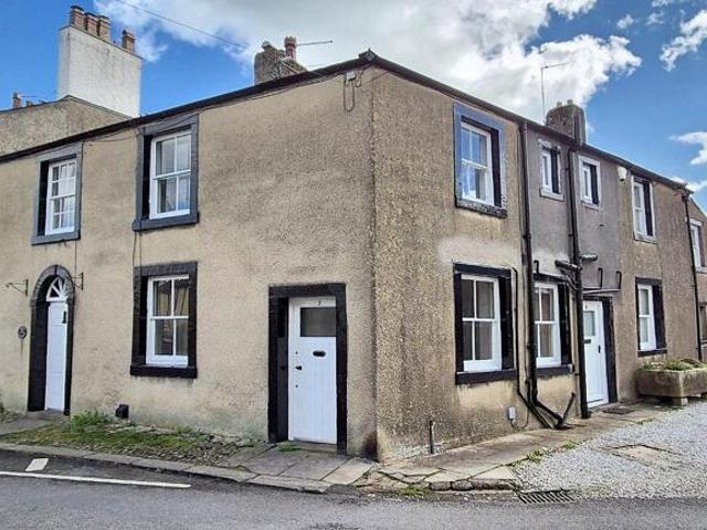 2 Bedroom House Clitheroe Lancashire LS100426691