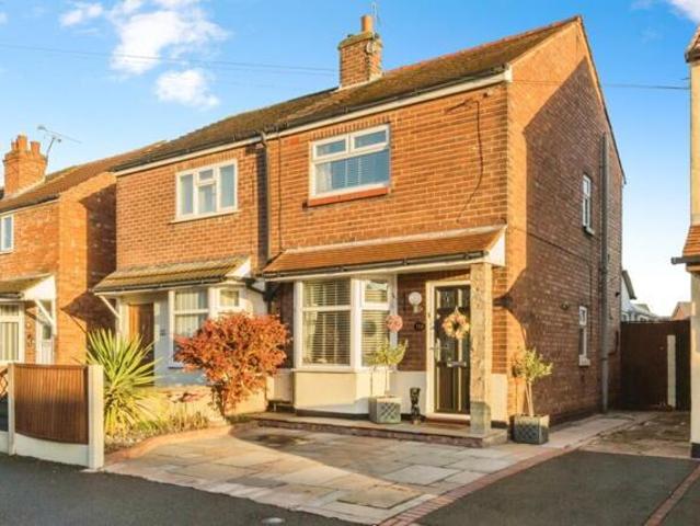 2 Bedroom House Crewe Cheshire East 98262986