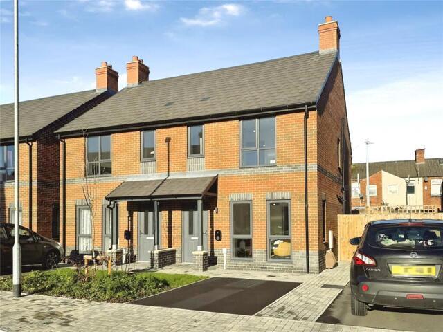 2 Bedroom House Crewe Cheshire East 99345153