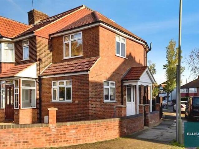 2 Bedroom House Cricklewood Greater London LS101100056