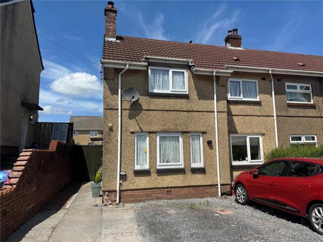 2 Bedroom House Ammanford Carmarthenshire LS98969156