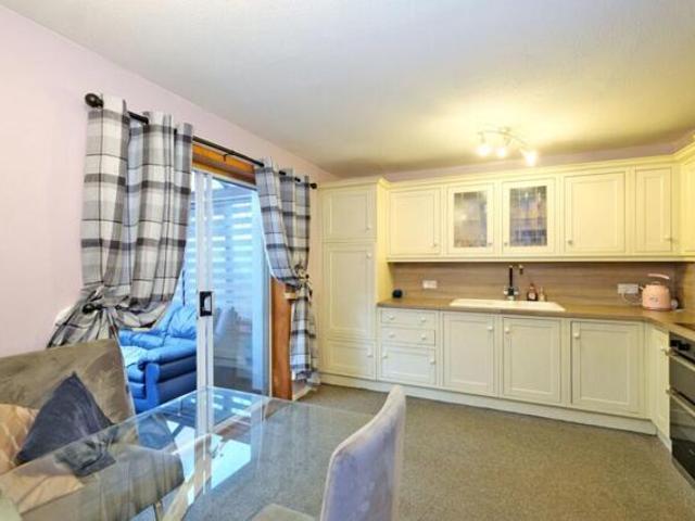 2 Bedroom House Aberdeen Aberdeen LS98766074