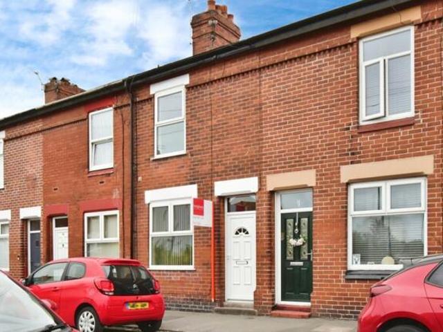 2 Bedroom House Altrincham Trafford 98296925