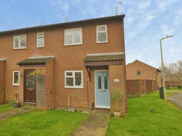2 Bedroom House Ashford Kent 99641977