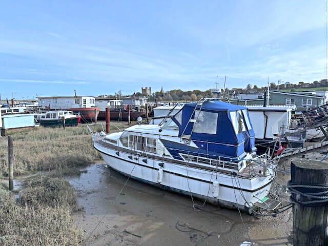 2 bedroom house boat for sale