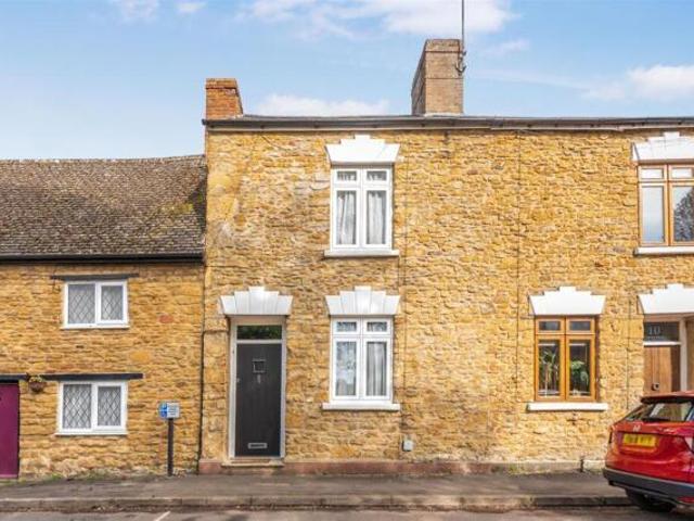 2 Bedroom House Bodicote Bodicote LS101316258
