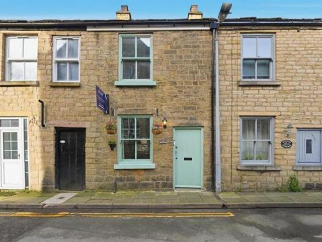 2 Bedroom House Bollington Cheshire East 99641747