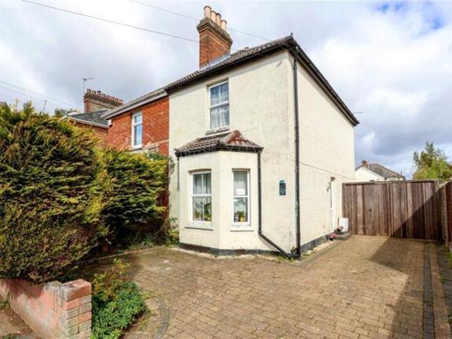 2 Bedroom House Boscombe Bournemouth 100825113