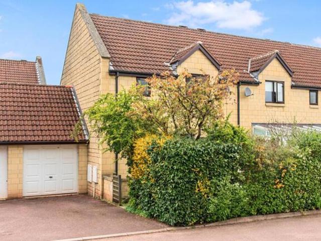 2 Bedroom House Bath Bath And North East Somerset 101675437