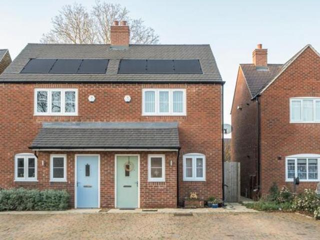 2 Bedroom House Banbury Oxfordshire 98434430