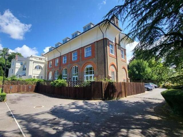 2 Bedroom House Barnet Greater London LS100953662