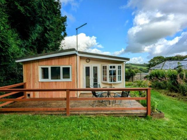 2 Bedroom House Barnstaple Barnstaple 105120577