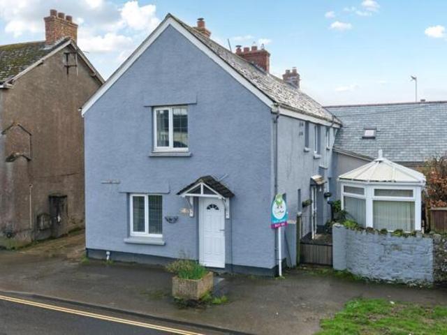 2 Bedroom House Barnstaple Devon 100398355