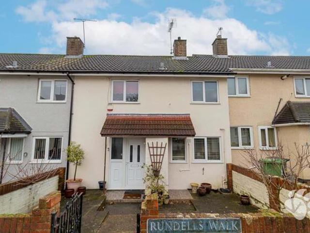 2 Bedroom House Basildon Essex LS100502976