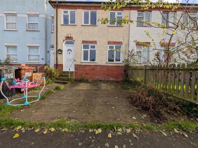 2 Bedroom House Bexhill East Sussex LS98801098