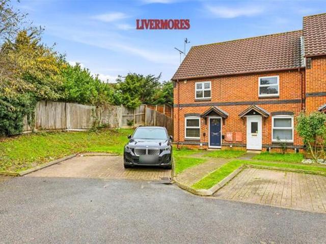 2 Bedroom House Bexley Kent 98903236