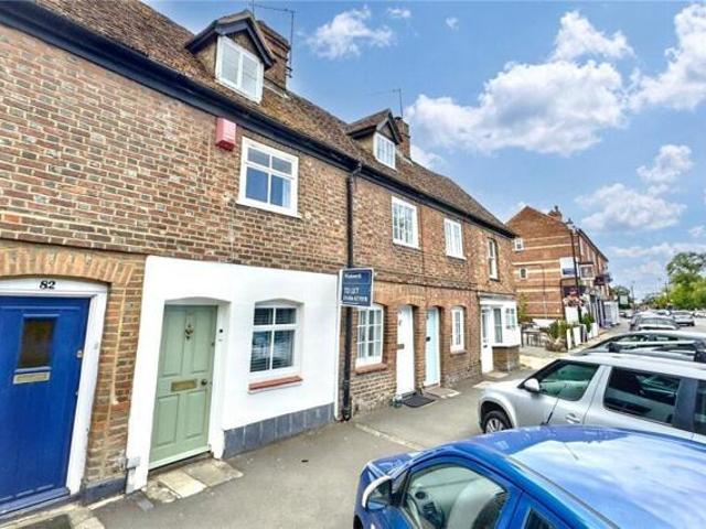 2 Bedroom House Beaconsfield Buckinghamshire 100615139