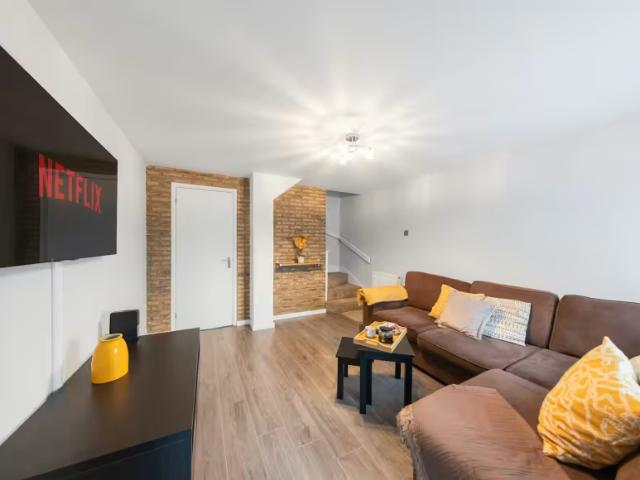 2 Bedroom House Belvedere Belvedere LS96437397