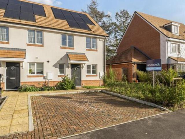 2 Bedroom House Binfield Berkshire LS98545846