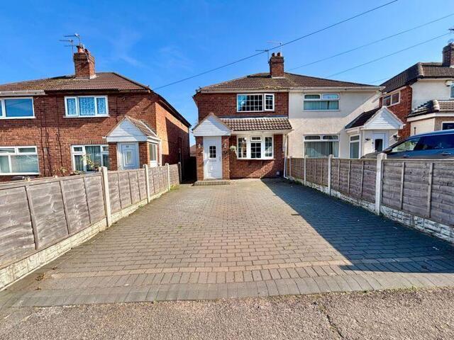 2 Bedroom House Birmingham West Midlands 98864320